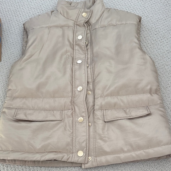 Michael Kors | Jackets & Coats | Nwtmichael Kors Womens Tan Puffer Vest ...